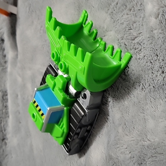 Hasbro | Toys | Playskool Rescue Boots Transformers Heatwave Chase ...